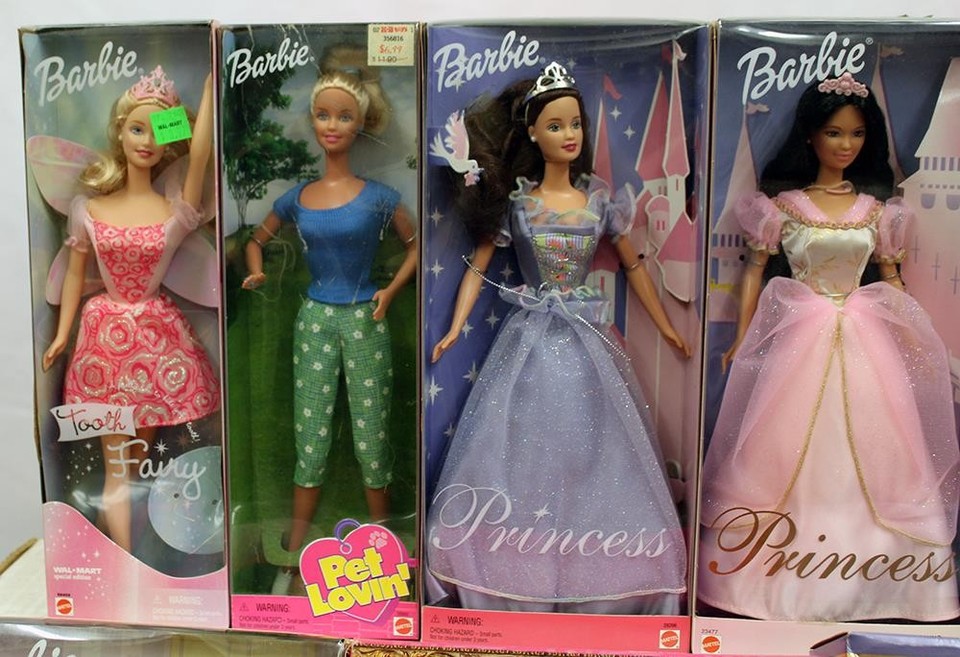 Barbie/Doll Lot of 23: Wizard Of Oz, Little Mermaid, NBA, Tooth Fairy ...