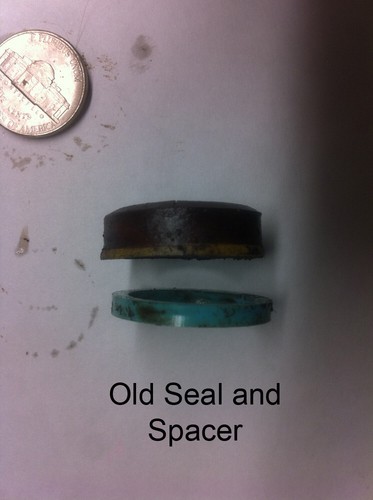 Tractor Injector Dust Seal with Spacer For Perkins replaces 33813131 ...