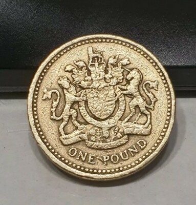 1983 Royal Arms Crest £1 Pound Coin Old Style ( One Pound ) Coin Hunt ...