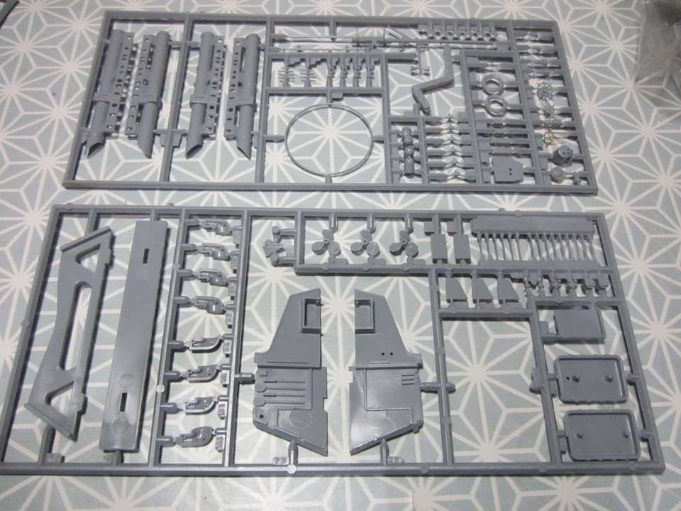 Airfix Royal Navy Vosper MTB 1/72 scale (16) | eBay UK