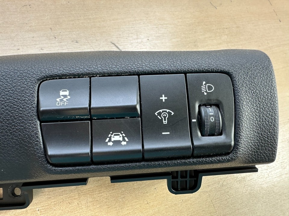 KIA SPORTAGE 2016-2022 MK 4 DASHBOARD BUTTON PANEL TRIM 84782-F1900 ...