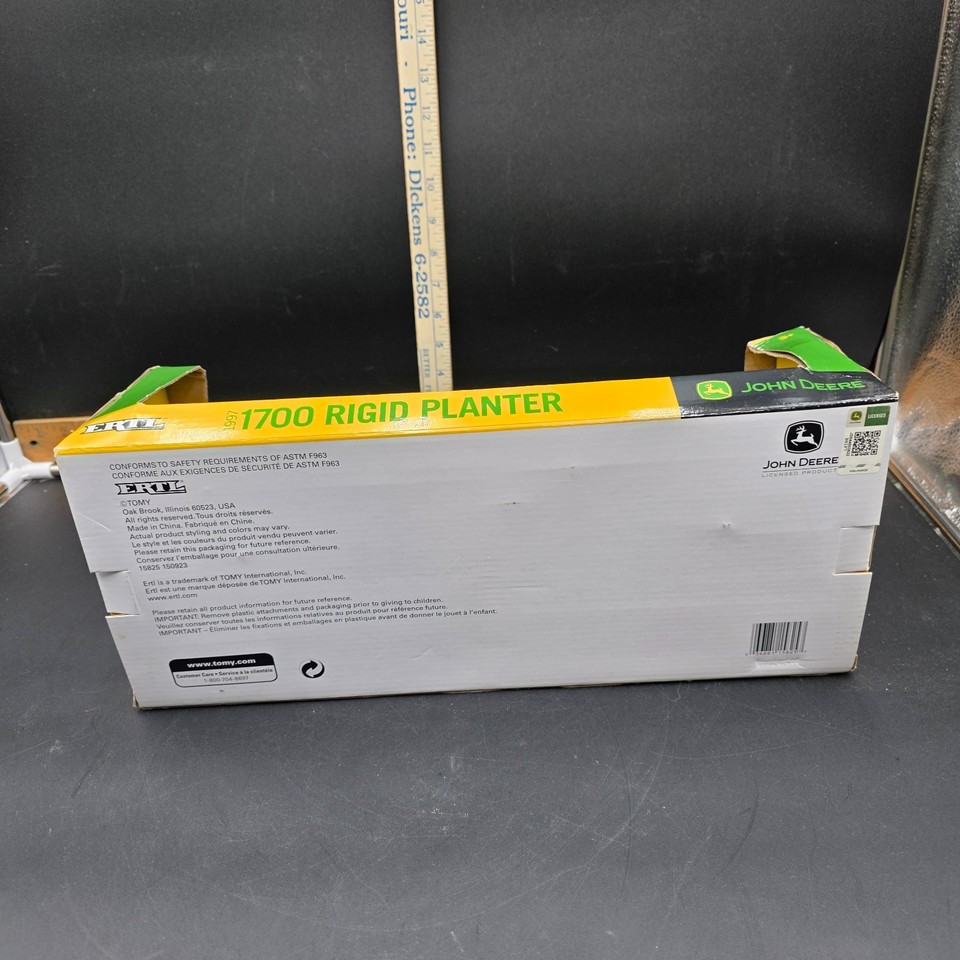 NIB 1/16 Ertl Farm Toy John Deere 1700 Rigid Planter Tractor Implement ...