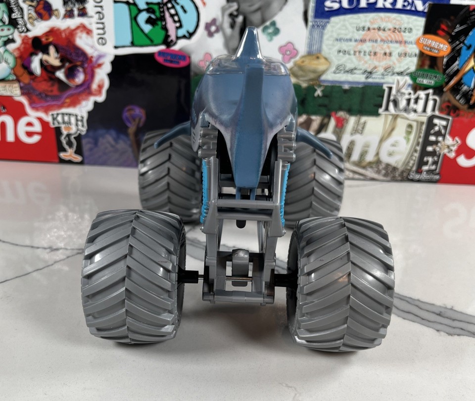 Spin Master Monster Jam Megalodon Blue Metal BKT Tires Shark Free ...