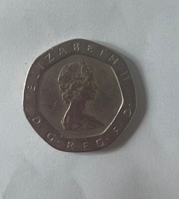 **GENUINE** 1982 20p Twenty Pence Coin **ORIGINAL FIRST YEAR MINT ...