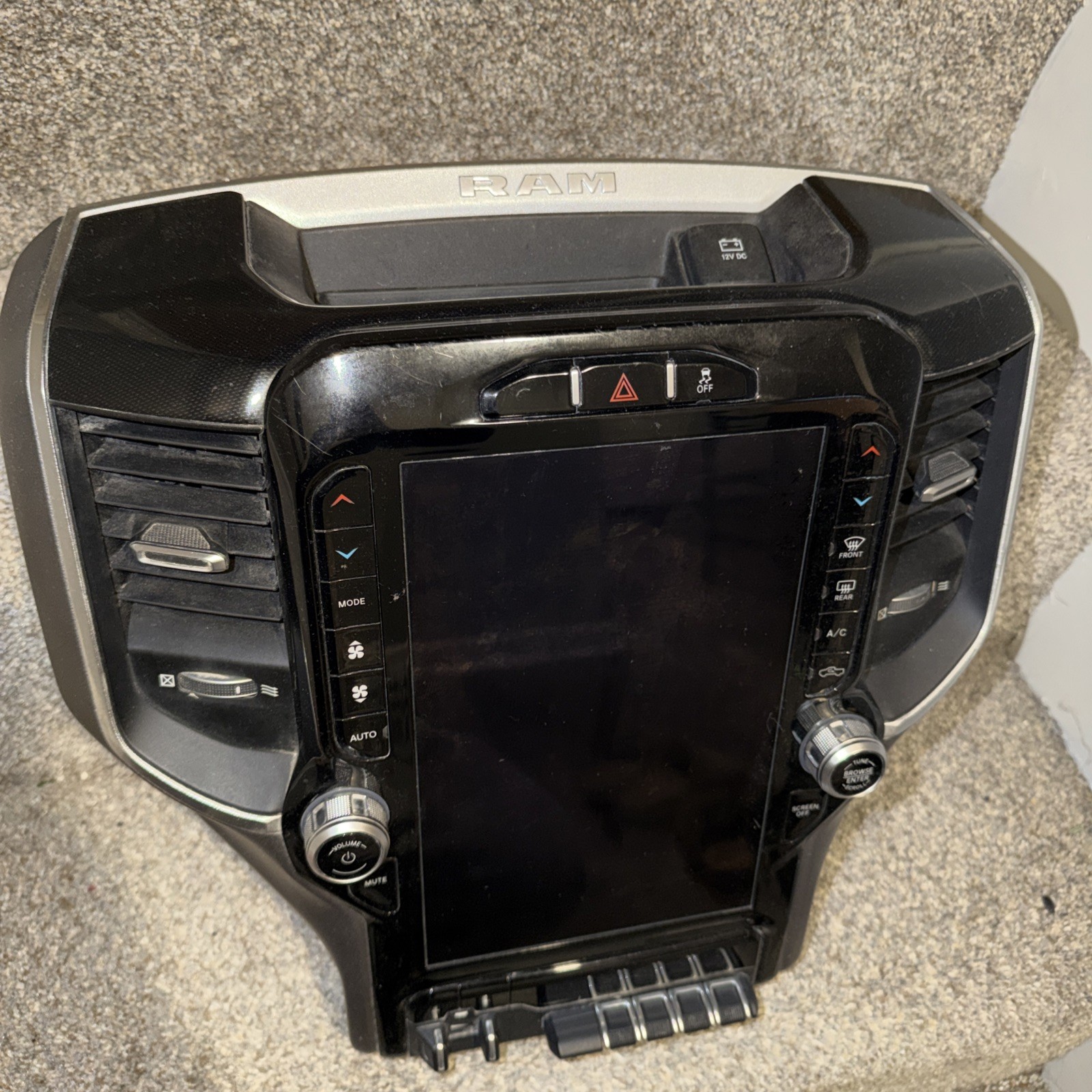 2020 Dodge Ram 2500 OEM Display Screen Minor Scratches 8.4'' Screen | eBay