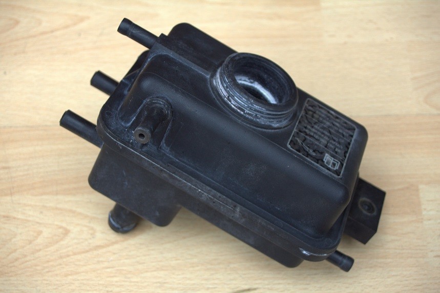 EXPANSION TANK / COOLANT FILL RESERVOIR BOTTLE Jaguar XKR 4.0/4.2 V8 ...
