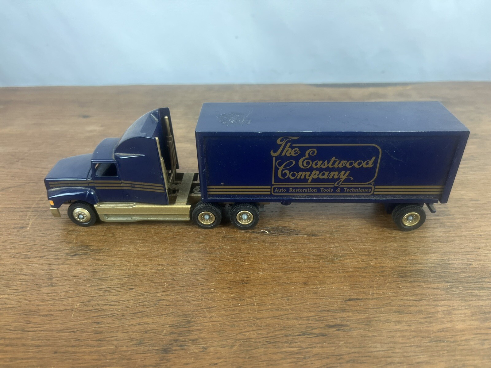 WINROSS Eastwood Automobilia Transportation Collectible Blue Semi Truck ...
