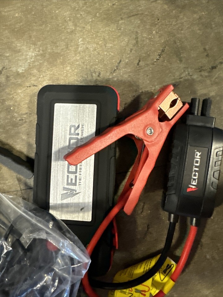 Vector 1600 Peak Amp Automotive Lithium Jump Starter, Portable Power ...