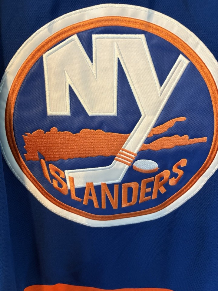 Matthew Schaefer Jersey NY Islanders # 48 Large "52" Front Pit To Pit ...