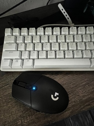 Razor Huntsman Mini White Keyboard AND Logitech G305 Wireless Mouse | eBay
