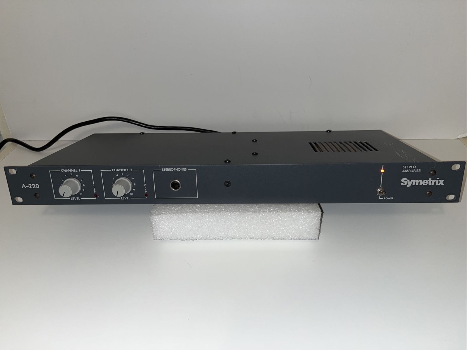 Symetrix A-220 stereo power amplifier with XLR or 1/4” Inputs | eBay