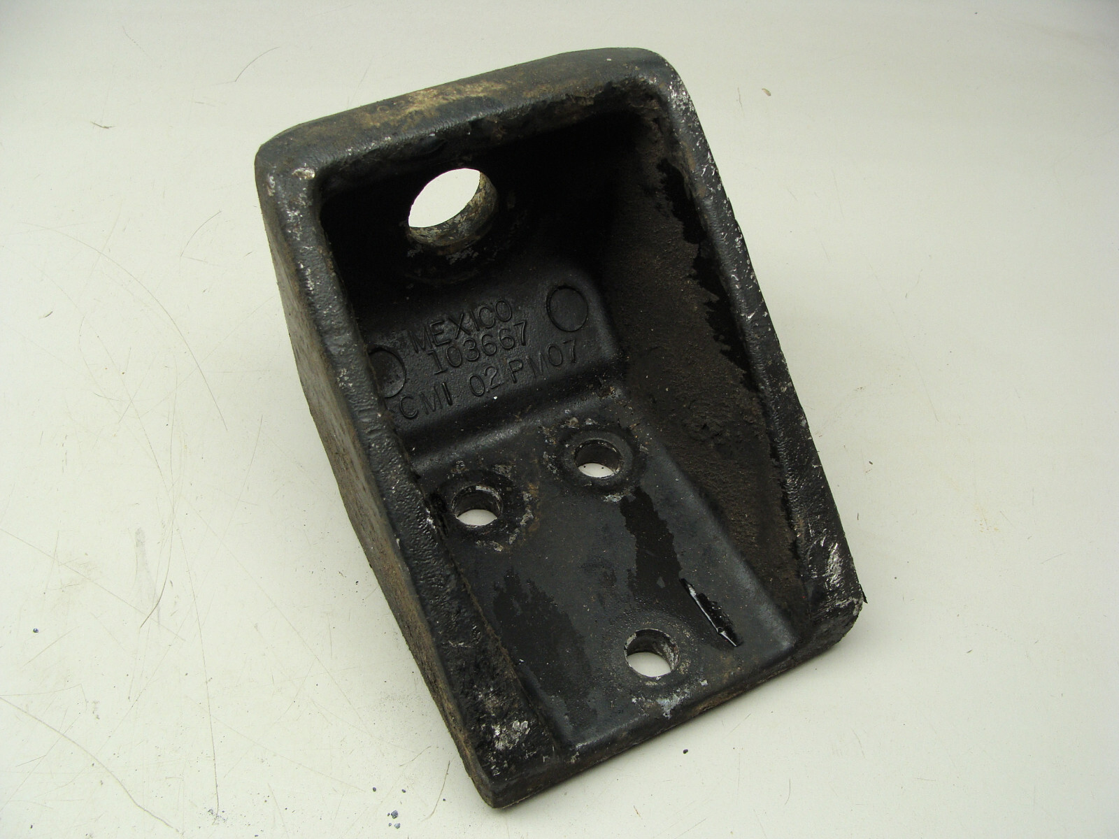 KENWORTH REAR SHOCK BRACKET K324-501 04088CA 103667 CMI 02PM07 | eBay