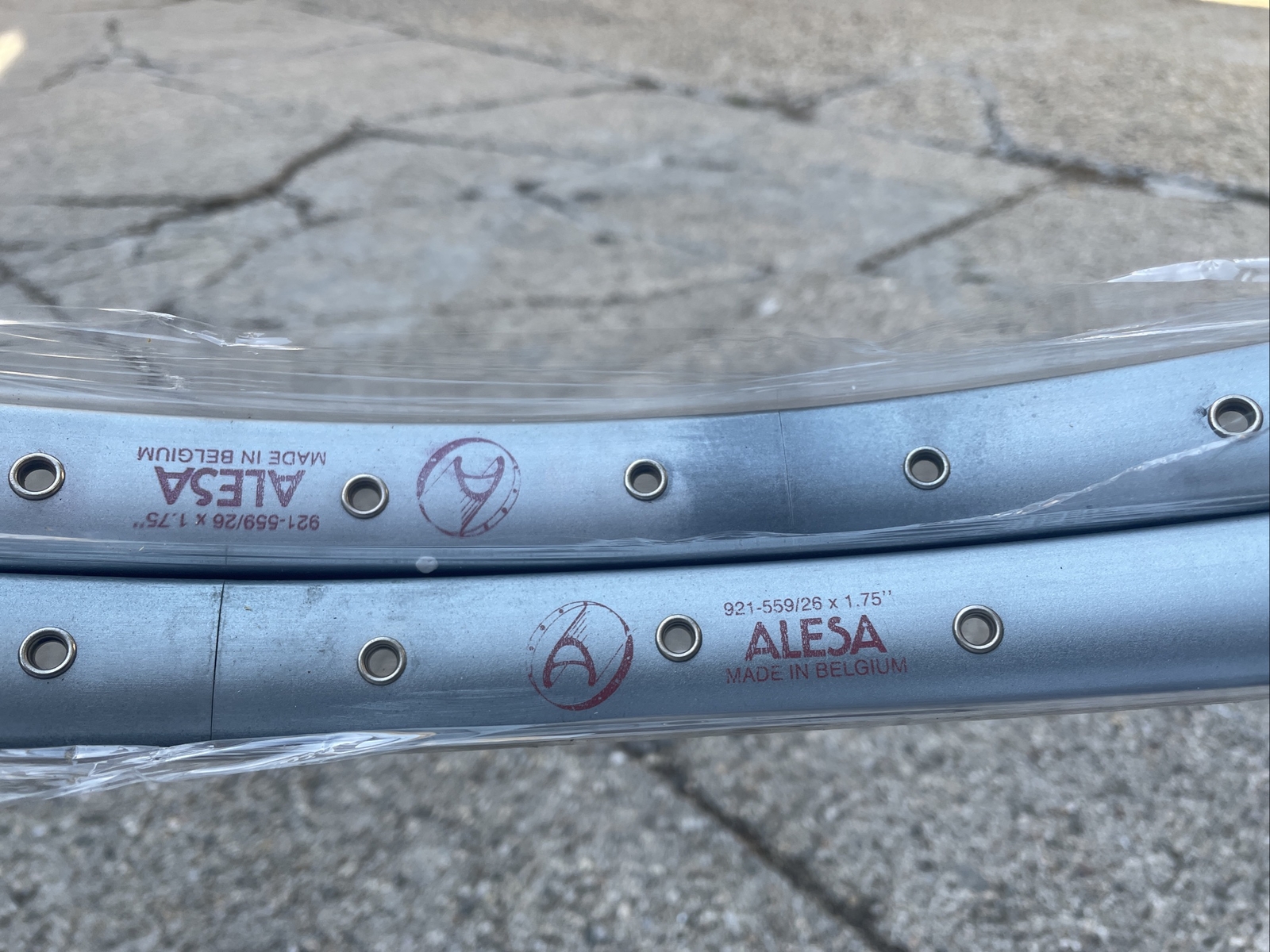 2 NOS Vintage ALESA 26"x1.75” Rims Clinchers Anodize Light Grey 36h | eBay