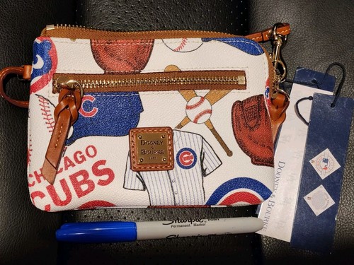 Dooney & Bourke MLB Chicago Cubs STADIUM WRISTLET purse wallet NWT | eBay