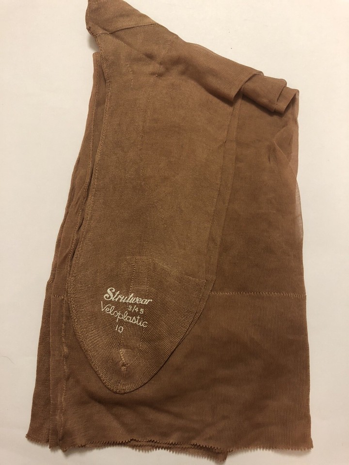 Vintage with Seams Stocking Hosiery Strutwear 3/45 Veroplastic Sheer ...