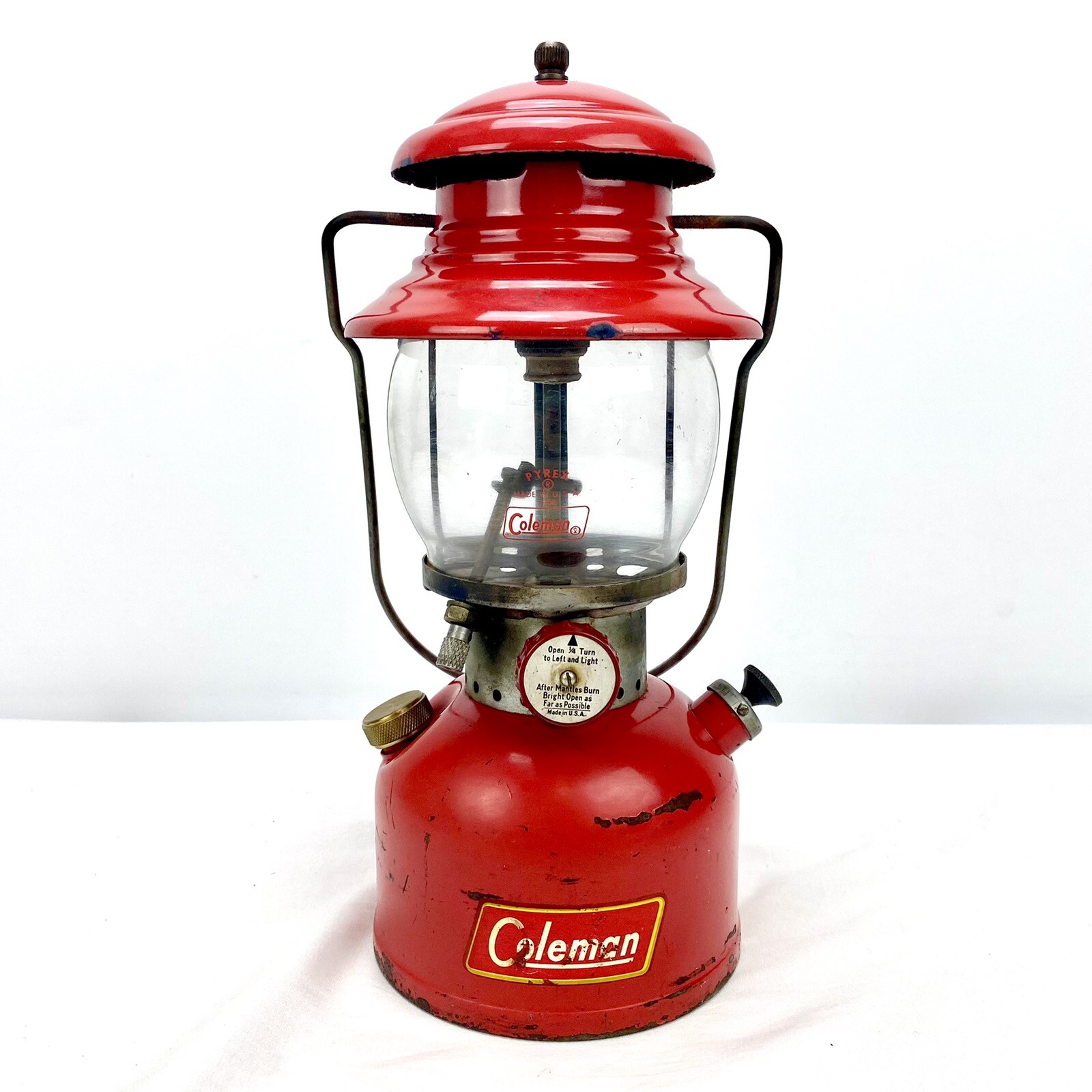 VTG June 1954 RED COLEMAN LANTERN 200A 6/54 Single Mantle Globe Hi Top ...
