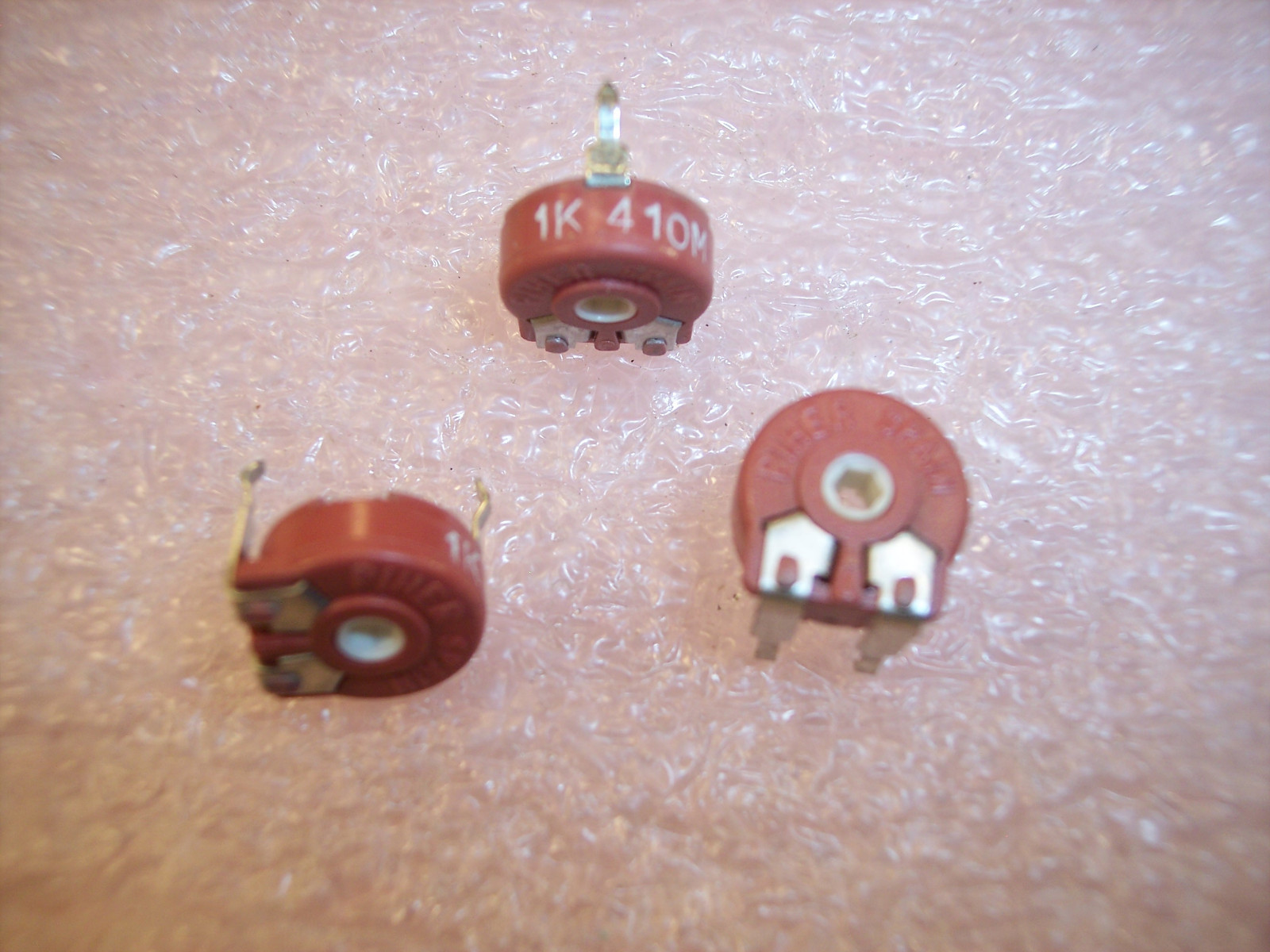 QTY (50) 1K Ohm TRIMMER POTENTIOMETERS 10mm ROUND TOP ADJUST PTC10-MVP ...