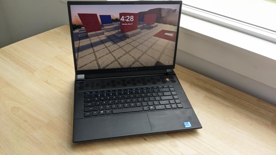 Alienware m16 R1 RTX 4070 Gaming Laptop – i7-13700HX / 1TB SSD / Great ...