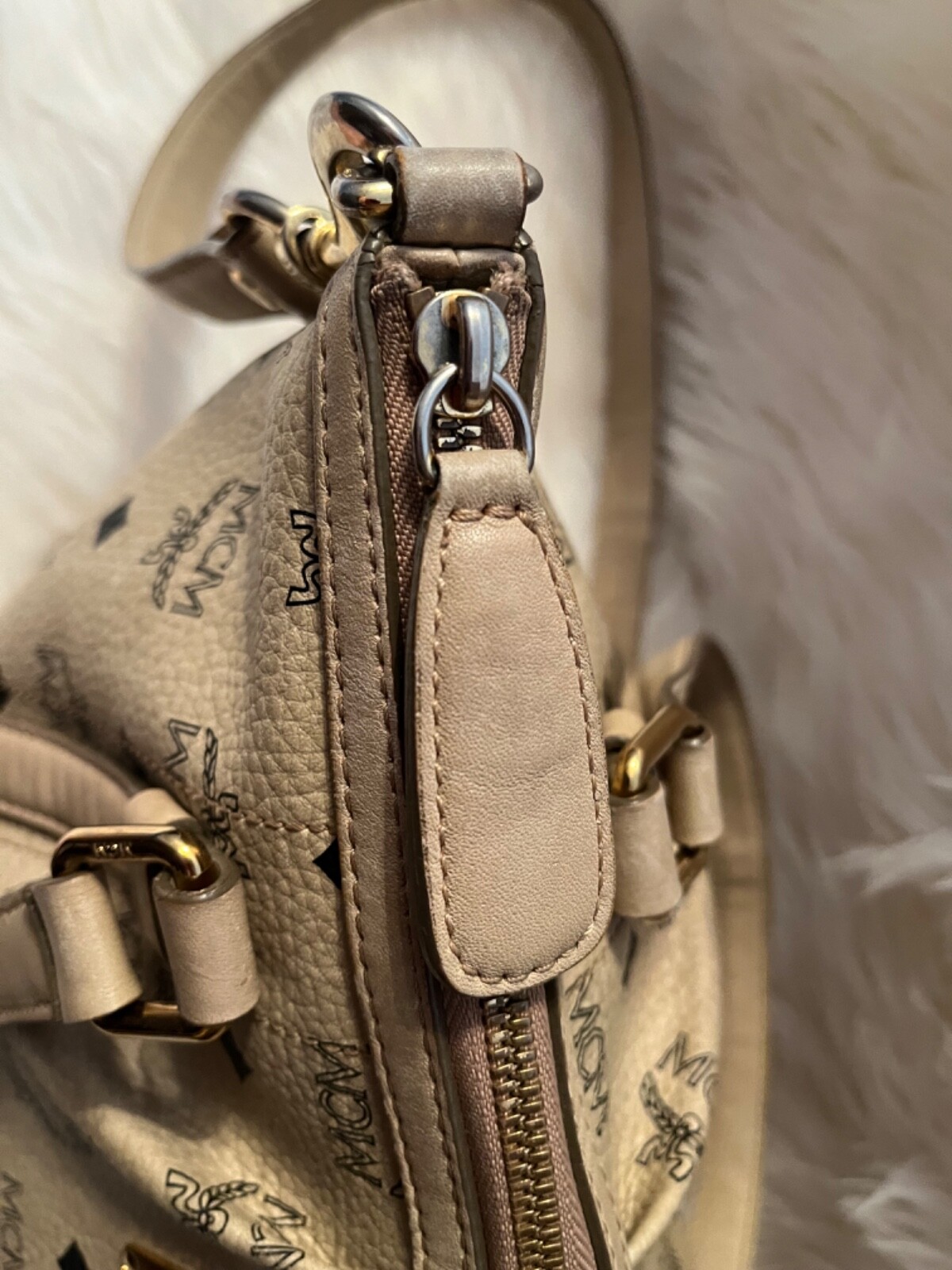 MCM Visetos Beige Leather Two-Way Bag - beige - shoul… - Gem