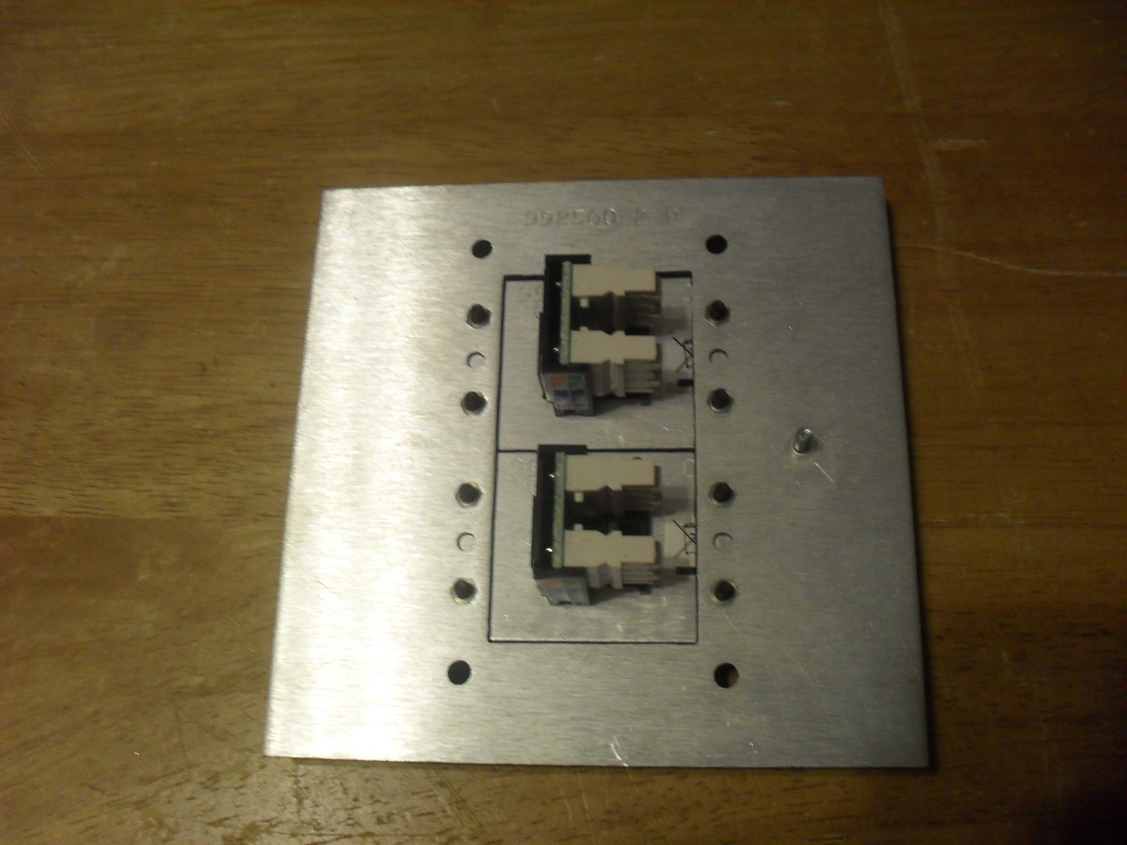 Extron CPM102 Two-Gang MAAP Mounting Frame 60-583-13 with 2 Data Jacks ...