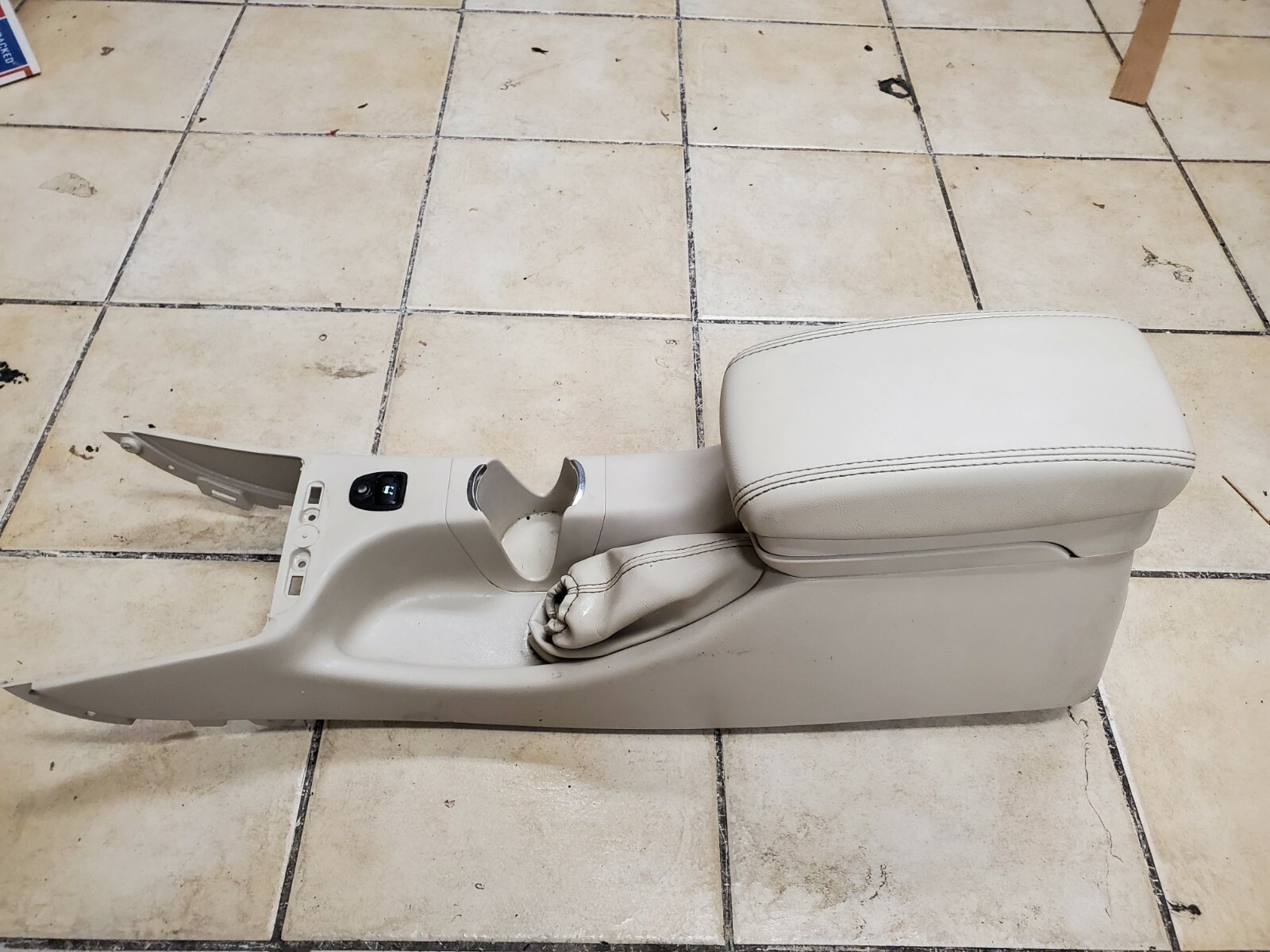 2001 02 03 2004 2005 06 2007 2008 JAGUAR X-TYPE CENTER CONSOLE ARMREST ...