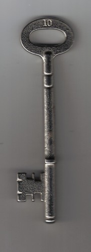 1 PRE-CUT KEY BLANK - TYPE K449 NO.10 IN SERIES-SUITABLE GIBBONS/YALE ...
