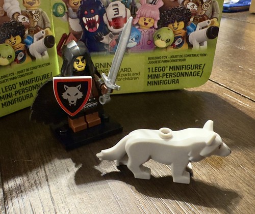 LOT OF 2 Wolfpack Beastmaster NEW SEALED - LEGO 71048 Series 27 CMF ...