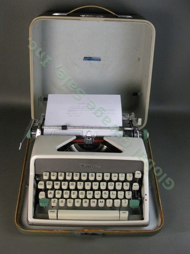 RARE 1961 Olympia De Luxe Portable Typewriter SM7 Cursive Script ...