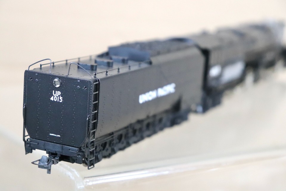 TRIX 22599 DCC SOUND UNION PACIFIC UP 4-8-8-4 BIG BOY LOCOMOTIVE 4015 ...