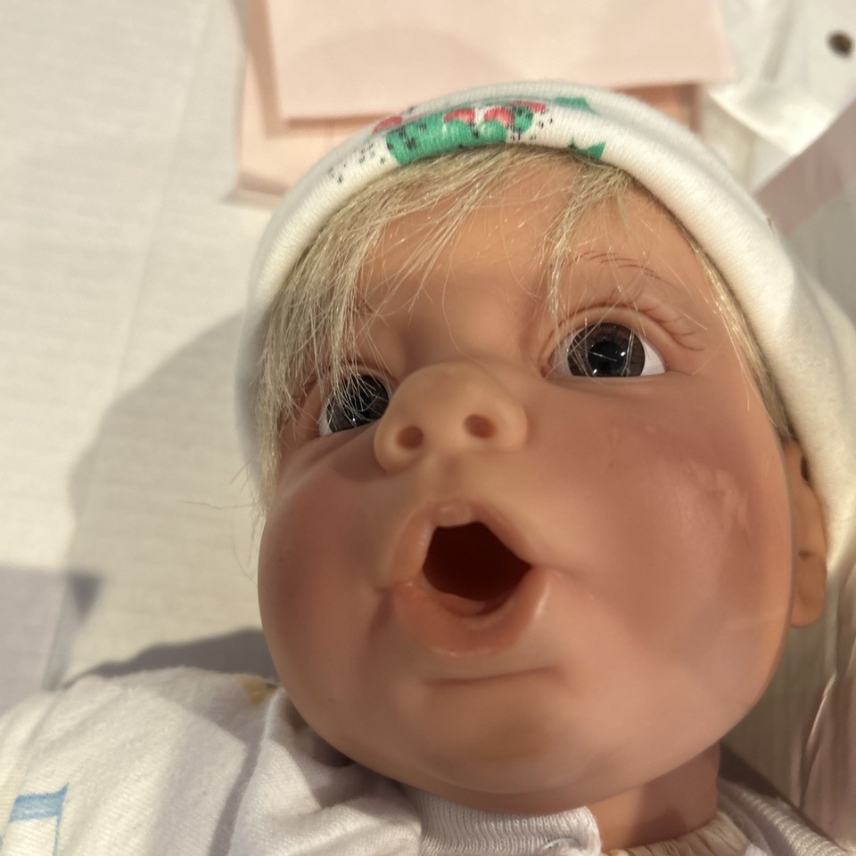 Lee Middleton Doll Infant Cuddle Me Baby ABC 2001 W Box W C Of A. New ...