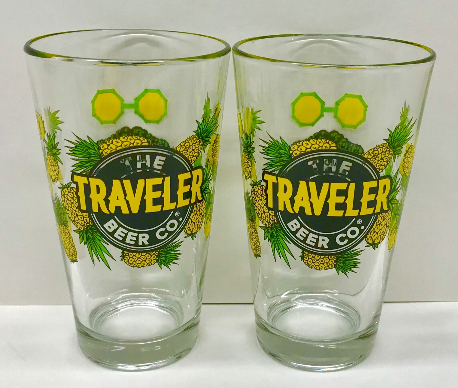 Traveler Beer Aloha Pineapple Shandy 🍍 -16 Oz Pint Glass - Set of Two ...