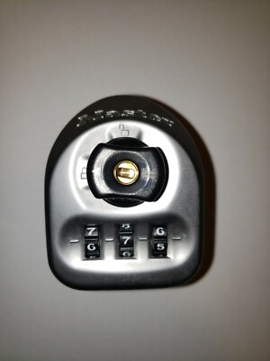 Master Lock No. 3670 Multi-User Mechanical Lock for Left/Right Hinged ...