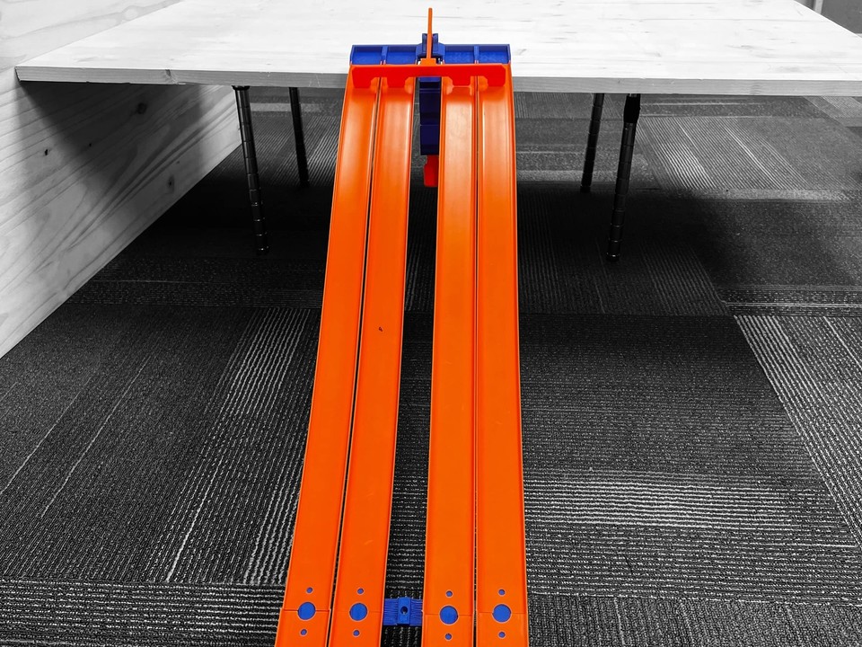 Hot Wheels Compatible Clamp W 4 Lane Start Gate (Blue/Orange) | eBay