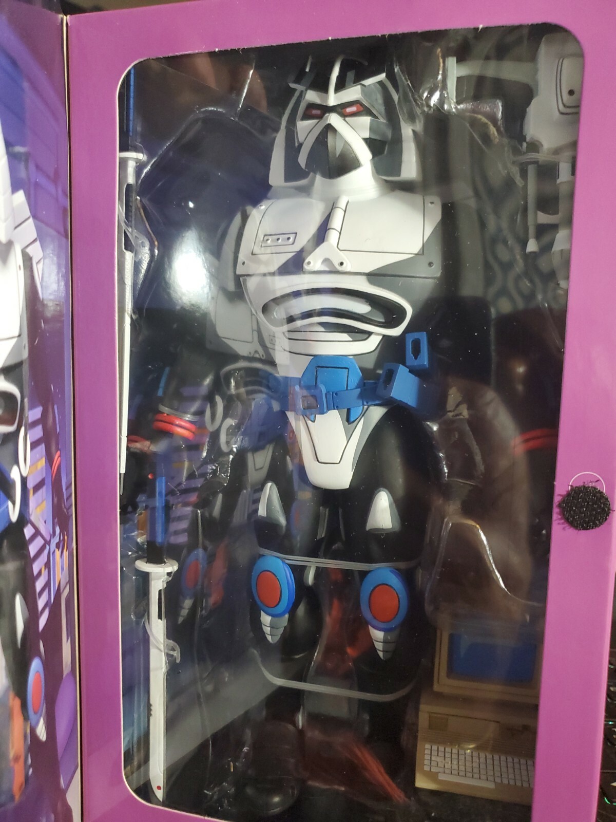 NECA Teenage Mutant Ninja Turtles TMNT The Colossal Chrome Dome Action ...