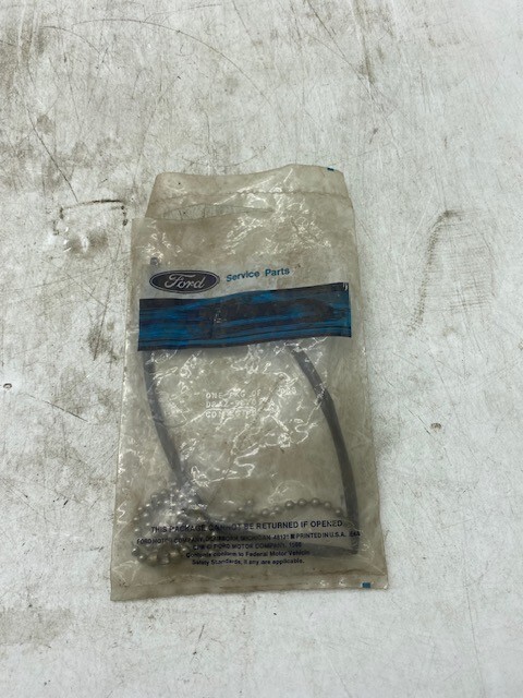 Ford D2AZ-9B705-A Accelerator Shaft to Speed Control Shaft Connector ...