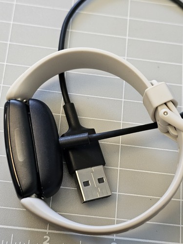 Fitbit Inspire 2 Fitness Activity Tracker Heart Rate Monitor FB418 ...