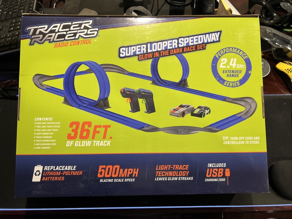 RC Tracer Racers - Super Looper Set 2.4 GHZ Radio Control Car Set *FREE ...