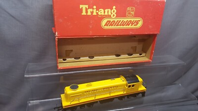 TRIANG R155 T/C SERIES YELLOW & RED STRIPE BO-BO DIESEL RS2 SWITCHER ...