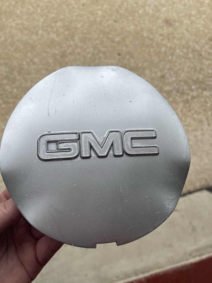 2002 - 2009 GMC Envoy Wheel Center Cap P/N 9593392 Silver Painted | eBay