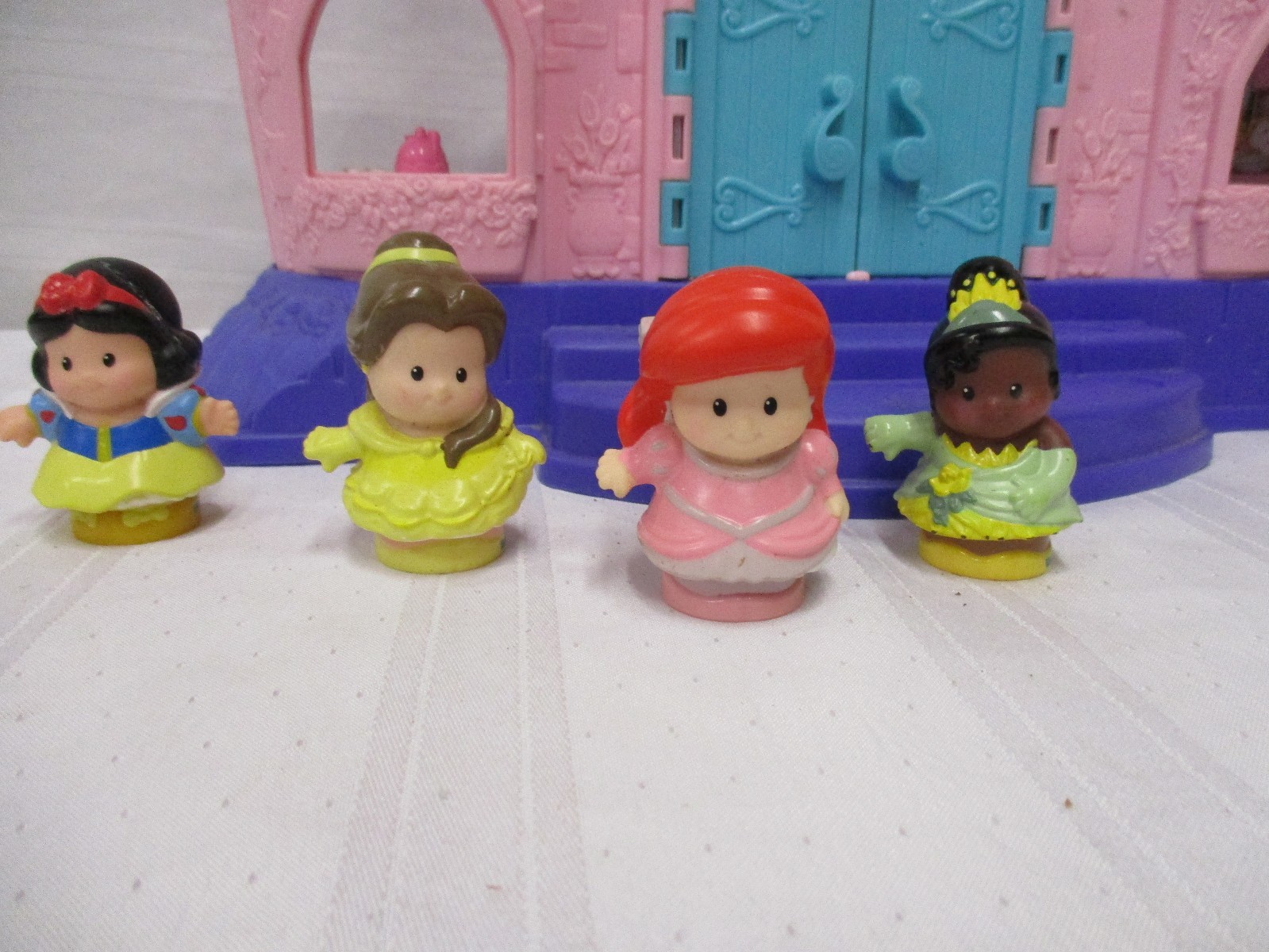 Fisher Price Little people Princess palace characters pink purple fun ...