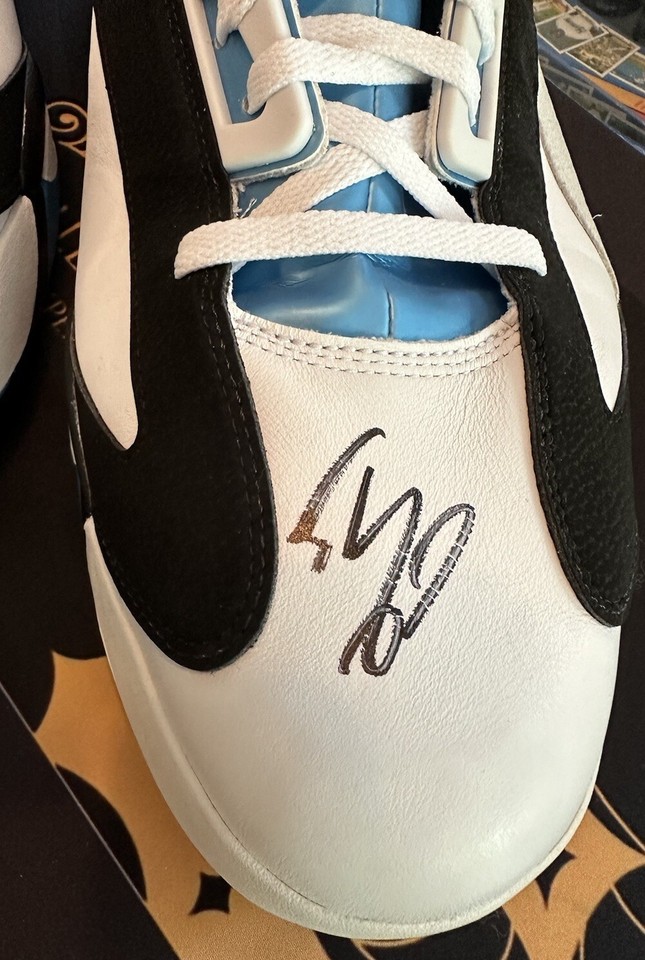 Shaq Attaq Orlando Reebok autographed shoes, Both Shoes Have Shaq Auto ...
