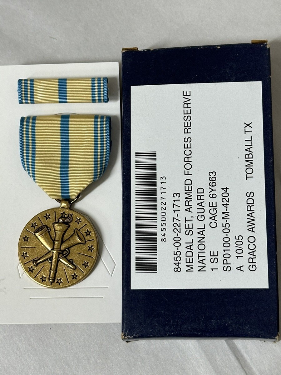 Armed Forces Reserve Medal With M Device
