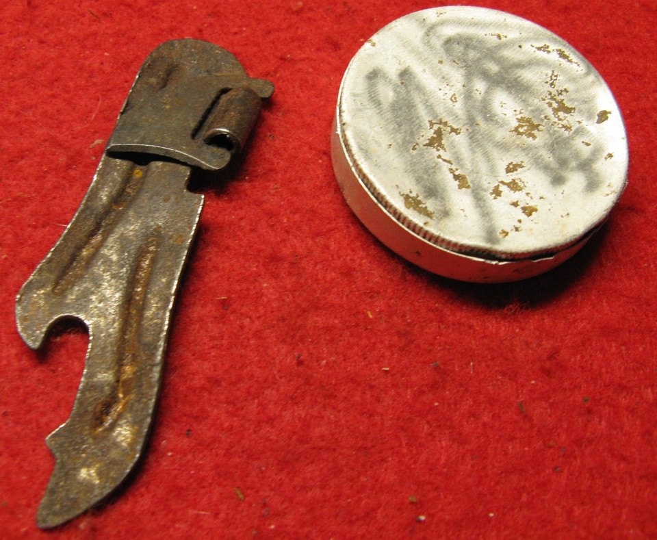 German WWII Gummi-Schutz Tin and Ration Can Opener, Bunker Finds | eBay