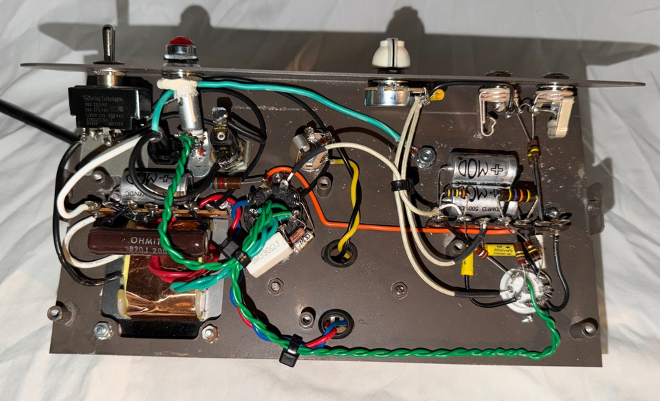 Gretsch Electromatic Guitar Amp Supro Super Gretsch 6150 Fender ...