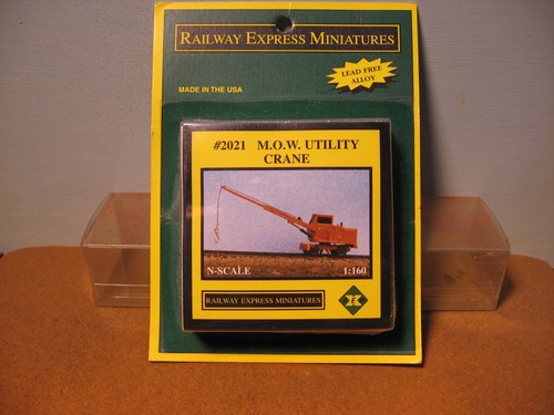 N SCALE MOW CRANE R E M #2021 "Read" DETAILS 2 PHOTOS "NICE" | eBay