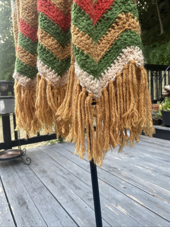Vintage Boho Handmade Crochet Zig Zag Poncho Cape Grandma Cottage Core ...