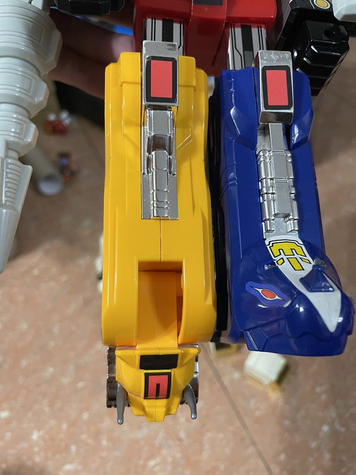 MMPR Megazord Ultrazord Super Rare Vintage Power Rangers Puradera ...