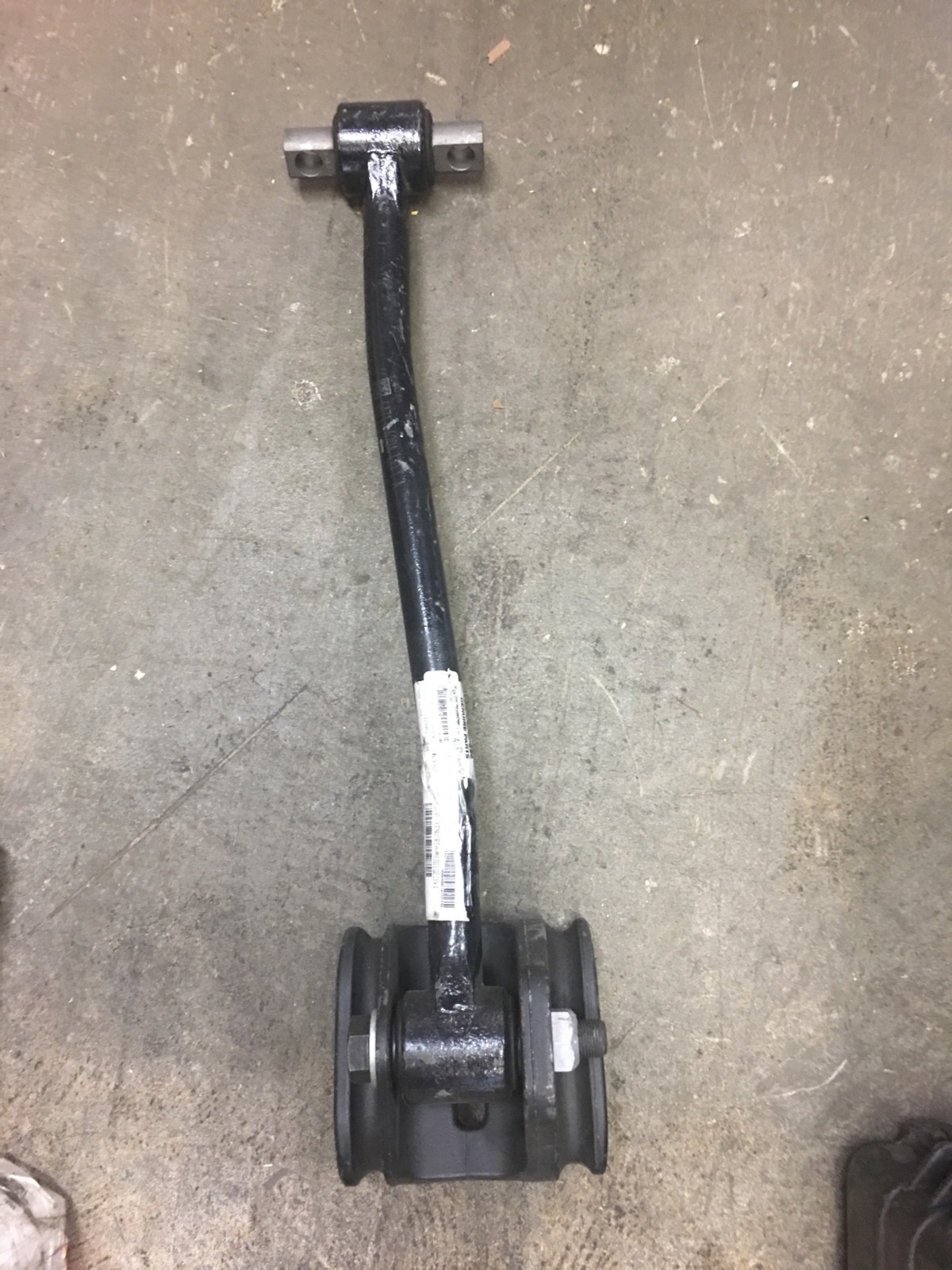 Paccar Hendrickson Torque Rod & Top Cap Bracket 64891-009 Fast Shipping ...