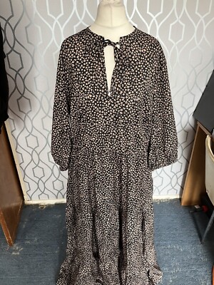 Curvissa Ladies Tiered Printed Dress Size 18 Plus Size New With Tags | eBay