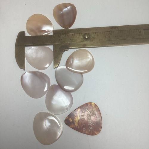 Pink Mussel Shell Guitar Pick 25mm Tennessee Shells Hand Cut In USA #1 ...